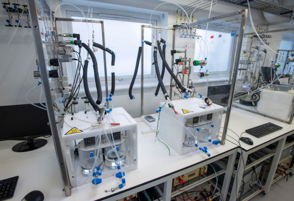 AFC Energy Launch World-Class Anion Exchange Membrane Hydrogen Fuel ...